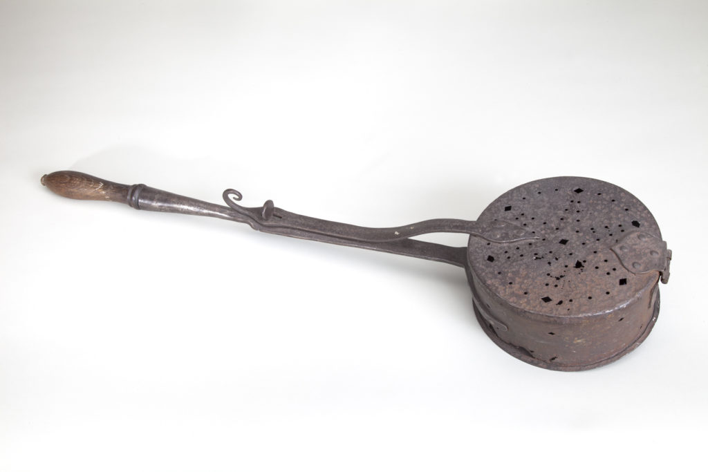 Chestnut Roaster, British - The British Folk Art CollectionThe British ...